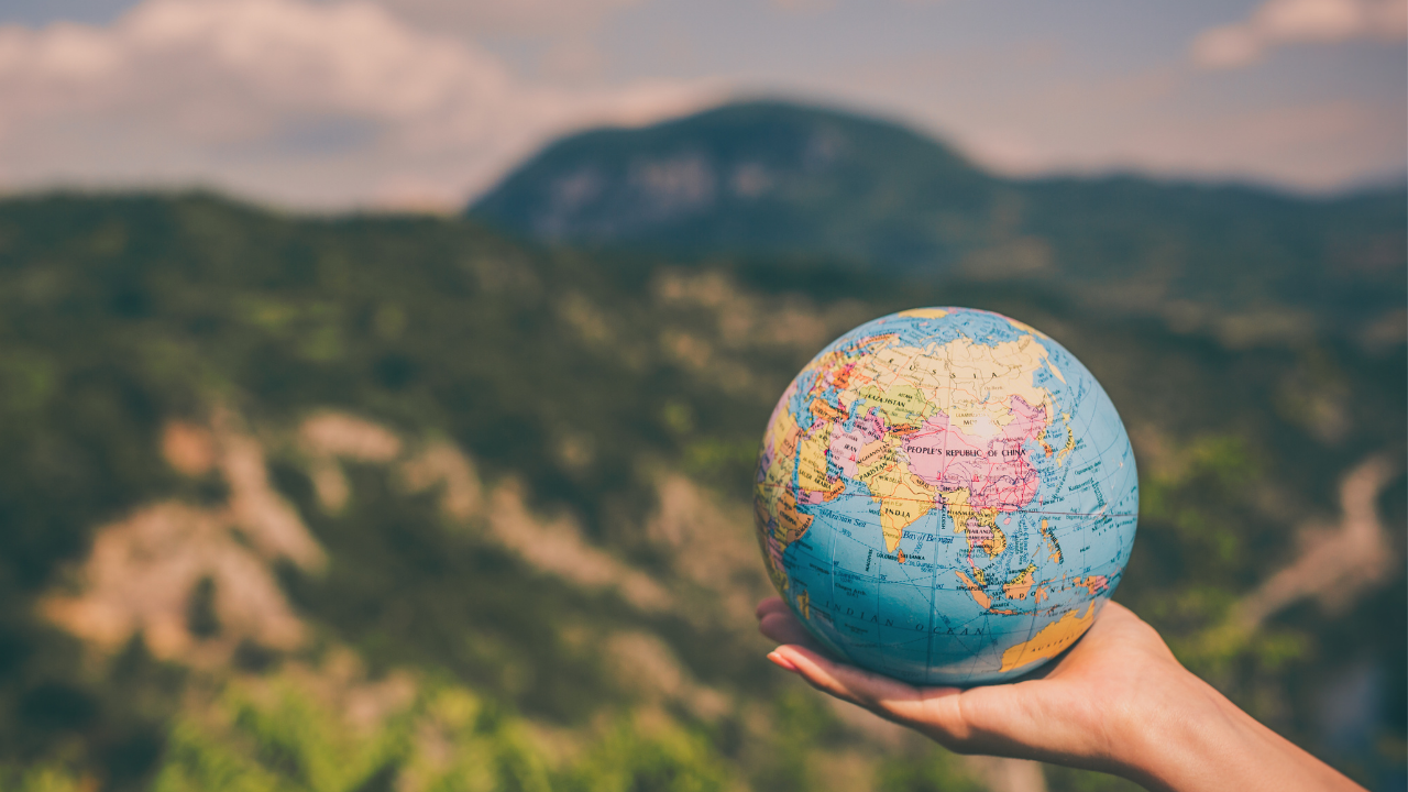 10 instincts that distort our worldview – Gudeiary